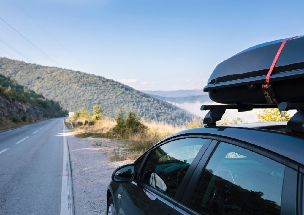 Kompletan vodič za letovanje u Crnoj Gori 2024 - Putno zdravstveno osiguranje